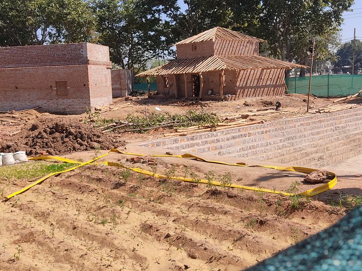 Tourists from country and abroad will be familiar with the tradition of ...