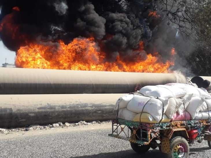 Fire Broke Out In Bhagalpur; Fire Brigade Team Captured On Fire; Bihar ...