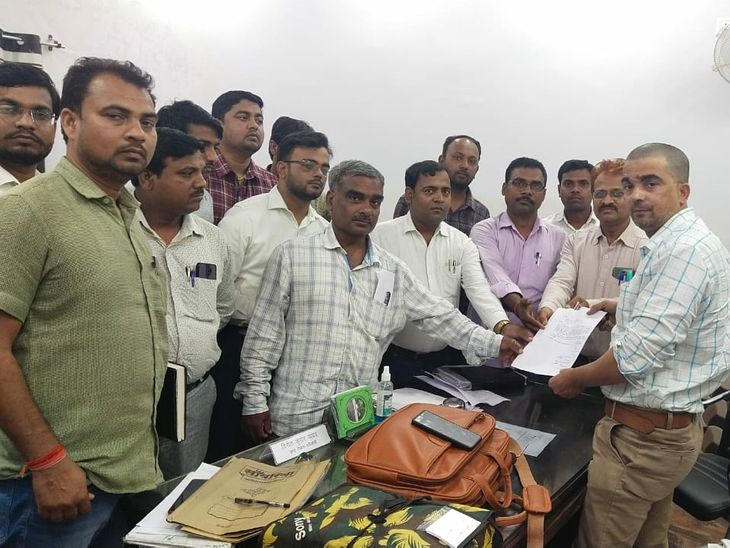 Demanded mass transfer, block chief representative accused of indecent ...