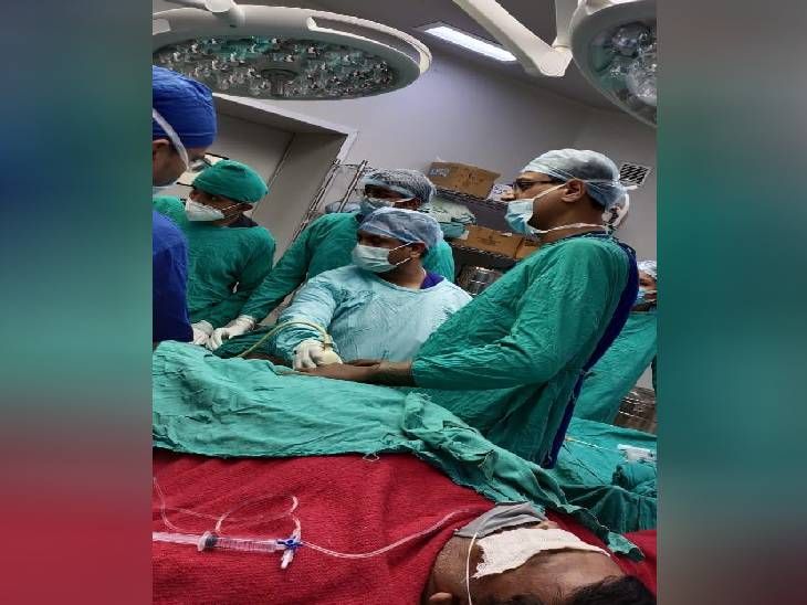 Surgery of 5 patients of varicose vein without incision in ...