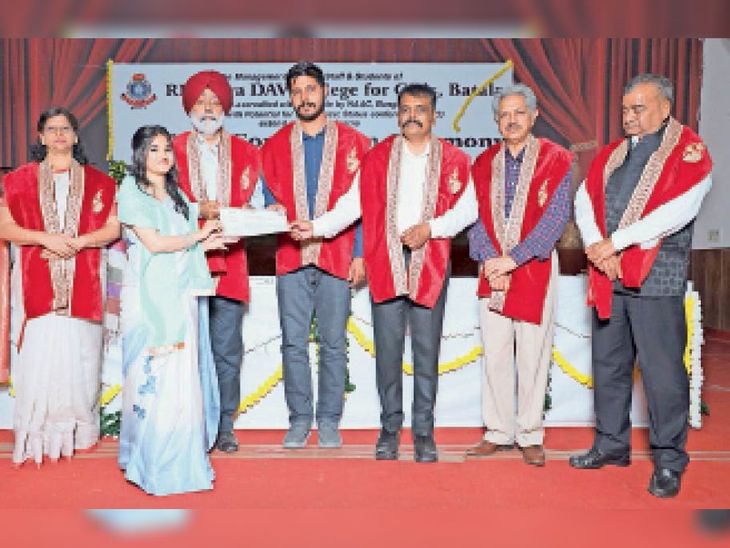 RR Bawa College organized the 52nd convocation, presented details on ...
