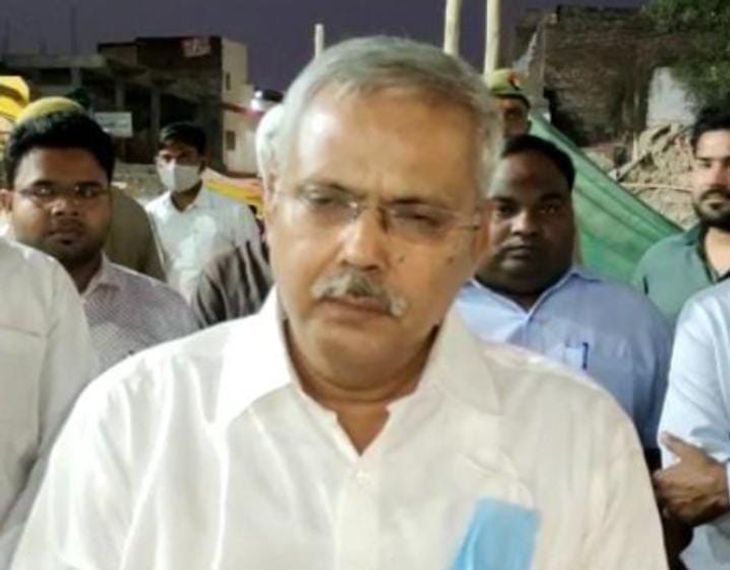 Yogeshwar Ram Mishra reached Vindhya Dham as soon as he took command, instructed to improve the ...