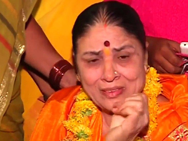 Uddhav Thackeray Matoshree Vs Hanuman Chalisa: Puja At Amravati Mp ...