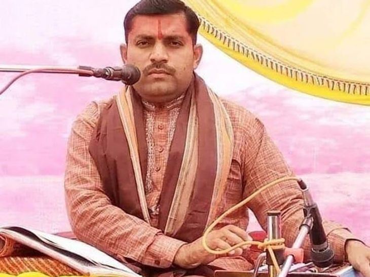 Organizing Shrimad Bhagwat Katha in Garautha area Govardhan Puja on the ...