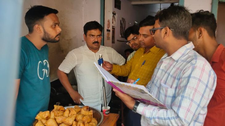 A total of 7 liters of edible oil was destroyed when the TPM standard ...