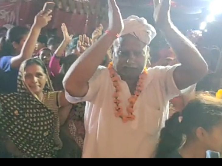 Swami Karuna Das said in the story of Lord Ram in Barhaj, described the ...