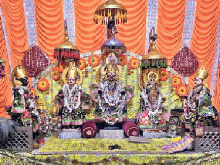 The ancient temple of the entire Ramdarbar, Shri Ramchandra ji was ...