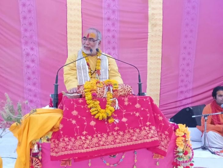 Bhagvatacharya Ravi Shankar Parashar said - 'Lord Shri Krishna was born ...