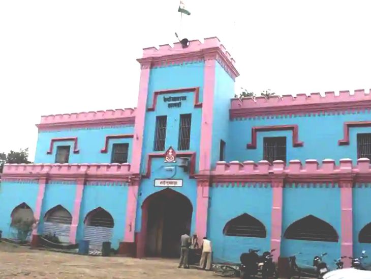 Airport brought by special aircraft, Central Jail brought under tight ...