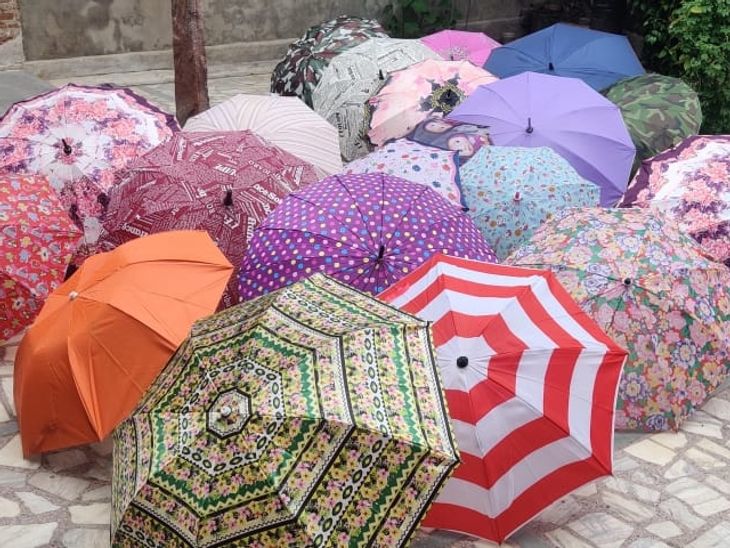 Umbrella will be sold at Falna railway station regarding the vision of ...
