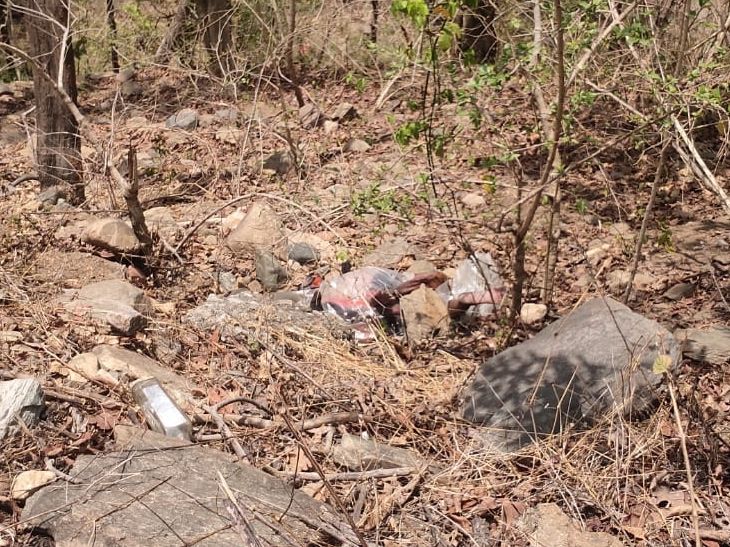 The incident of Ghat section of Betul-Parasia State Highway, FSL team ...