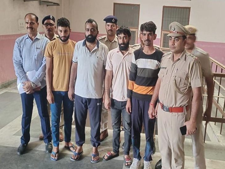 Oil thief gang busted from pipeline in Rohtak | रोहतक में पाइप लाइन से ...