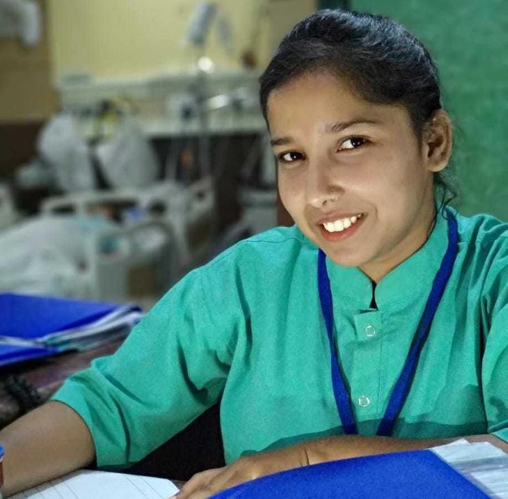 26 year old nursing student Tanuja hanged in Meerut and Dr Pawan hanged in Azamgarh, Pawan used ...