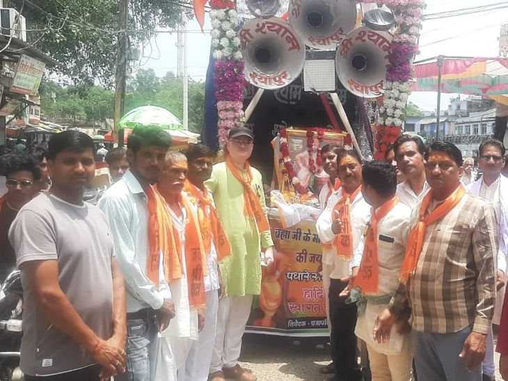 Prajapati Samaj took out procession, welcomed everywhere | दक्ष ...