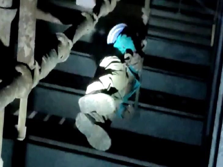 Employee's body found 50 feet above Rkm power plant in Janjgir | पावर ...