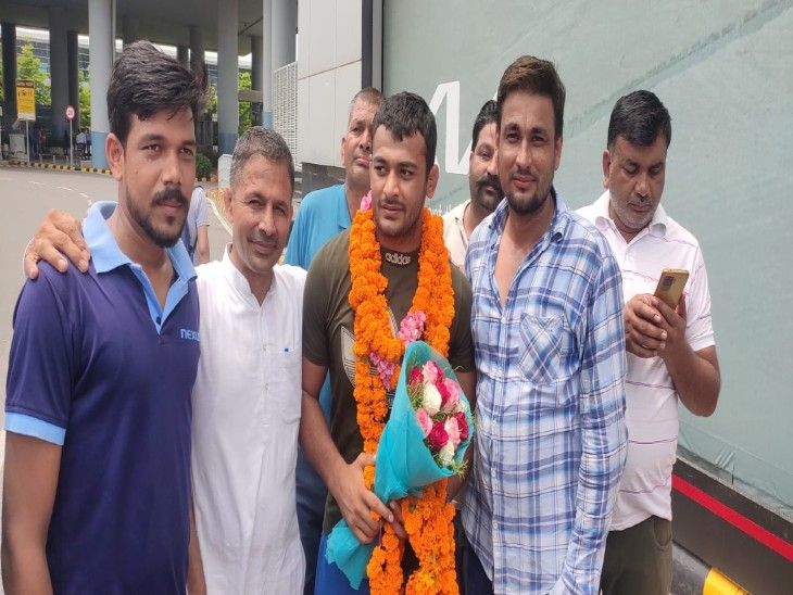 Wrestler Deepak Poonia, who won gold medal in Commonwealth Games, will ...