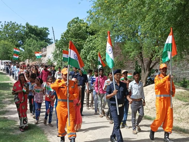 Disaster Management Authority took out tricolor yatra with school ...