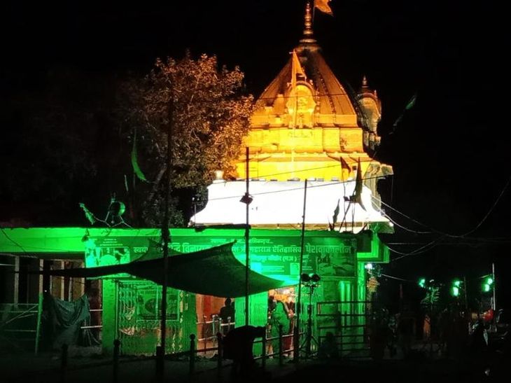 Sehore's Ganesh temple was decorated with lights in the order of the ...