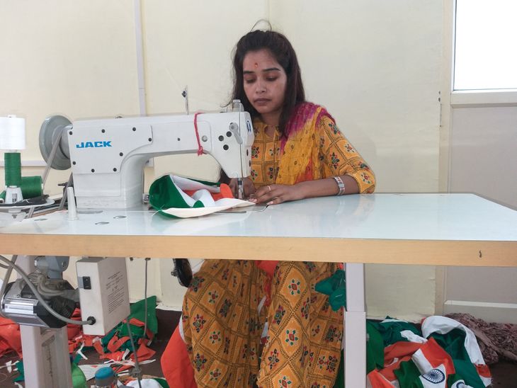 The flag prepared in Gwalior is proudly hoisted on the country's ...