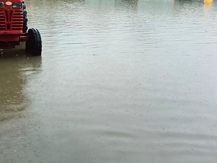 Flood-like situation created due to continuous rain and opening of ...