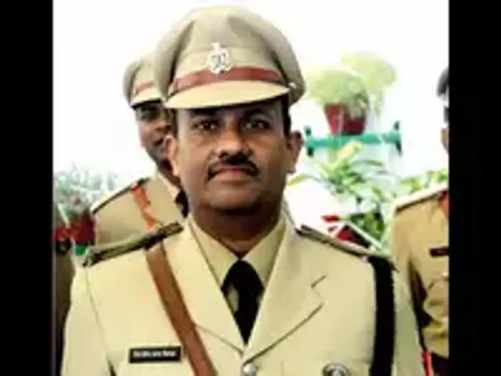 75 anonymous story in getting freedom The book written by UP Police officer Chiranjeevi Nath ...