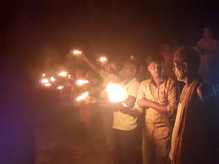 Organizing on the occasion of Ganinath's birth anniversary, hundreds of ...