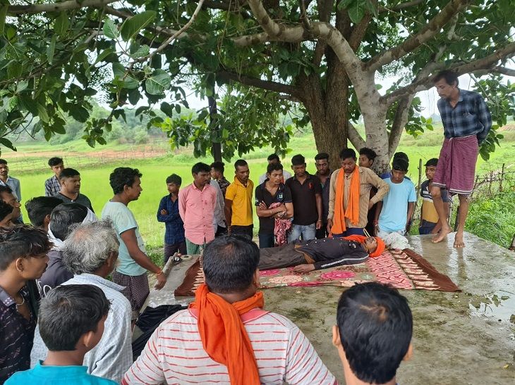 SECL Employee Commits Suicide By Hanging From Tree In Chhattisgarh ...