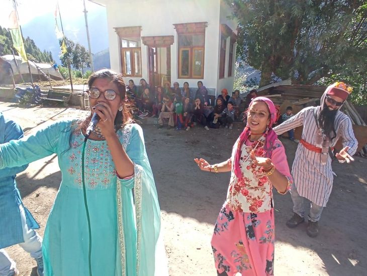 Kala Manch Kullu in Lahaul Spiti | नुक्कड़ नाटक कर दी योजनाओं की ...