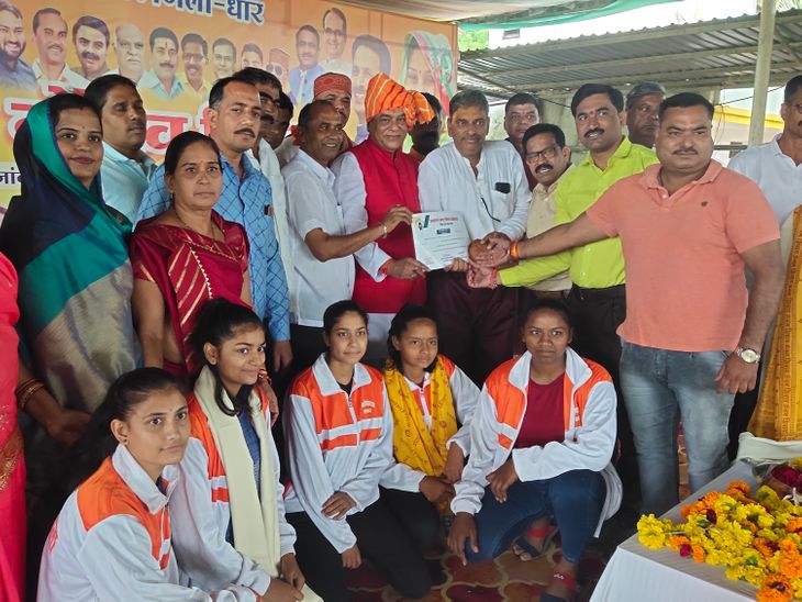 Minister of State Rajesh Aggarwal said that our badnavar is a city of ...