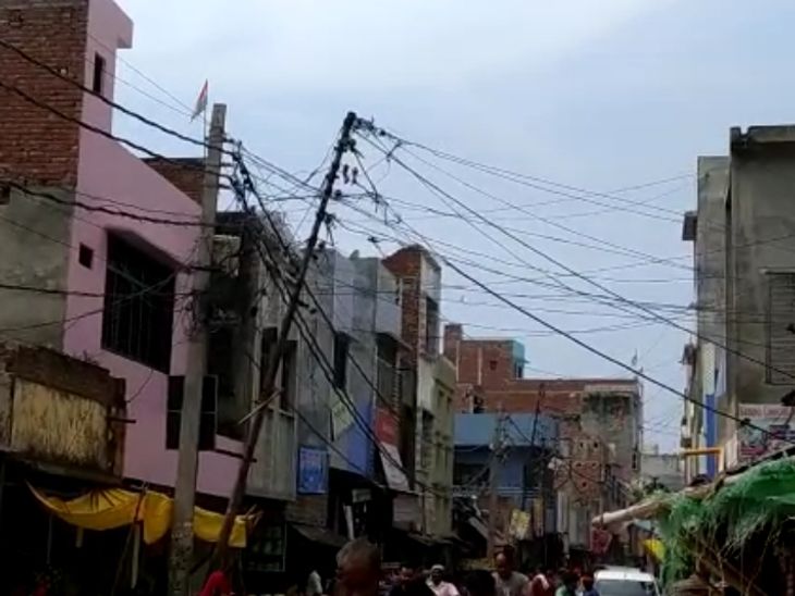 Aliganj's electricity system collapsed