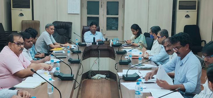 Lucknow got 10th place in public hearing on IGRS, DM gave tips to come ...