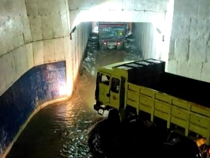 Difficult to pass through Jaithari Under Bridge, the only way to reach ...