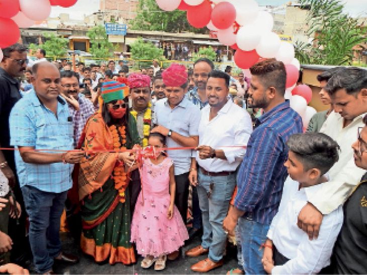 The VIP Express Rail Coach Restaurant launched in Barmer, Railways ...