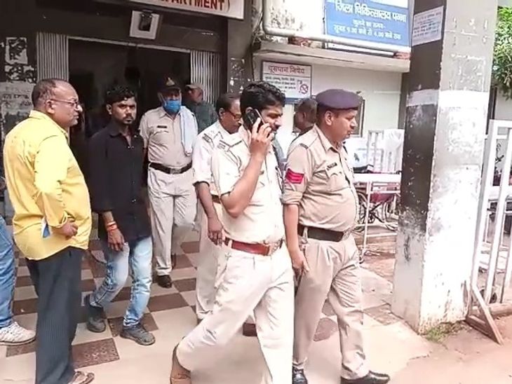 Doctors accused the family of indecency, met the collector and demanded ...