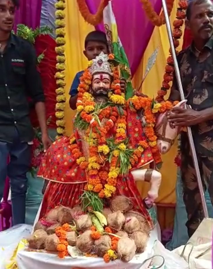 The festival of Teja Dashami was celebrated with great pomp, the moving ...