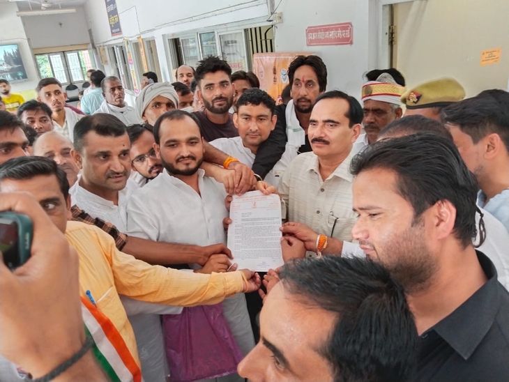 The MP accused of harassing the family members of Shrikant Tyagi, the ...