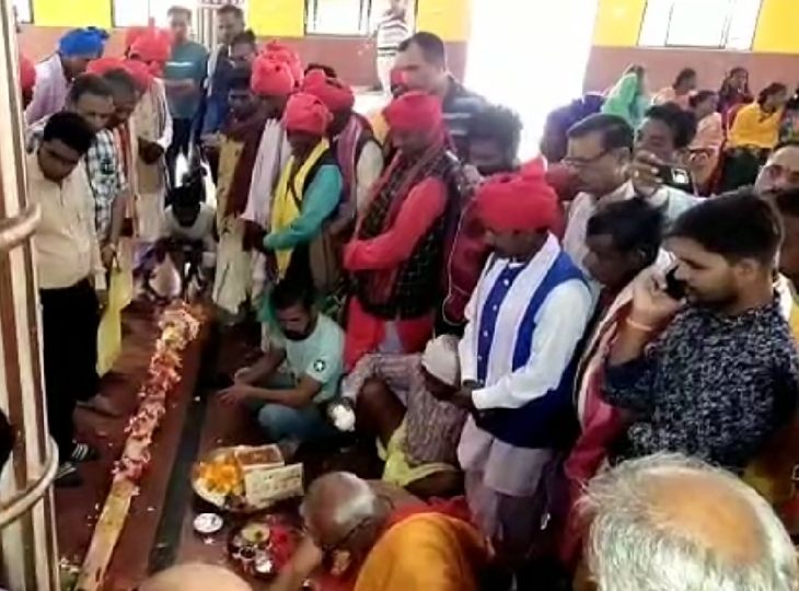 The ritual was performed by putting the egg and mongri fish in the pit ...