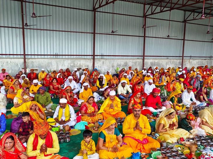Thousands of people accepted Prasad in the program organized by ...