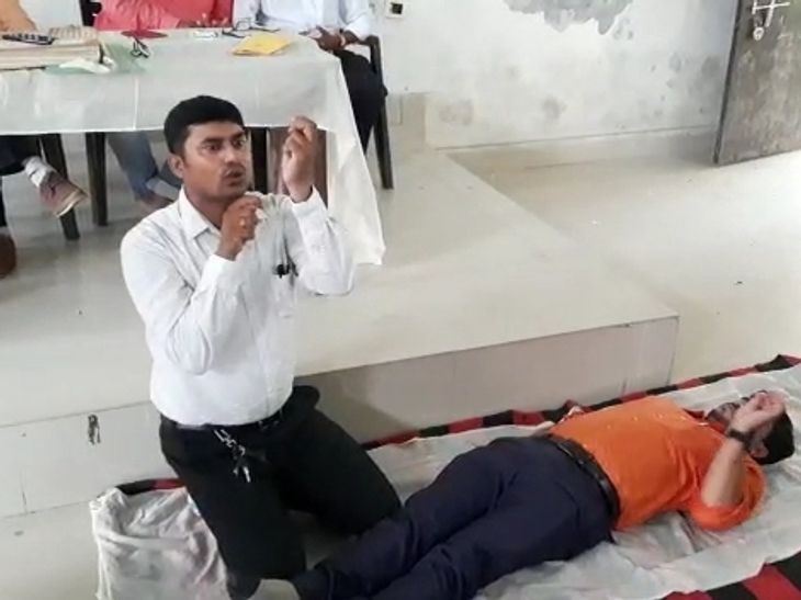 Mock drill conducted in school regarding disasters | आपदाओं को लेकर ...