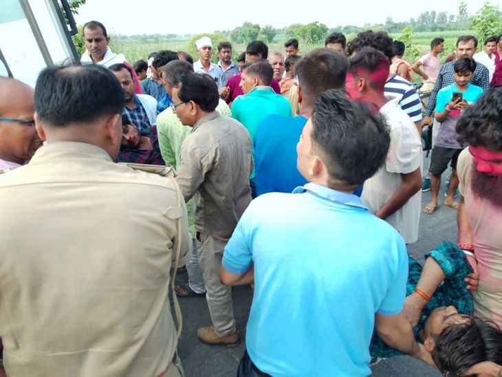 The bike collided with the railing of the bridge in Amritpur | अमृतपुर ...