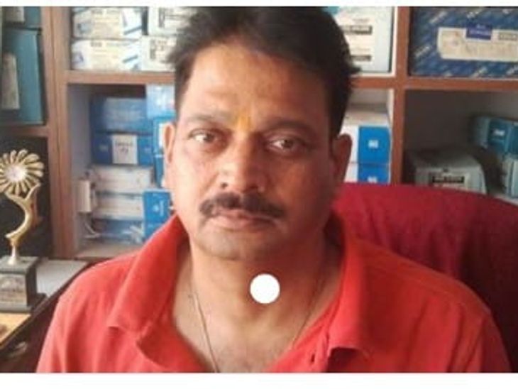 IAS Abhay Singh had filed a case, Ravi is uncle in relationship ...