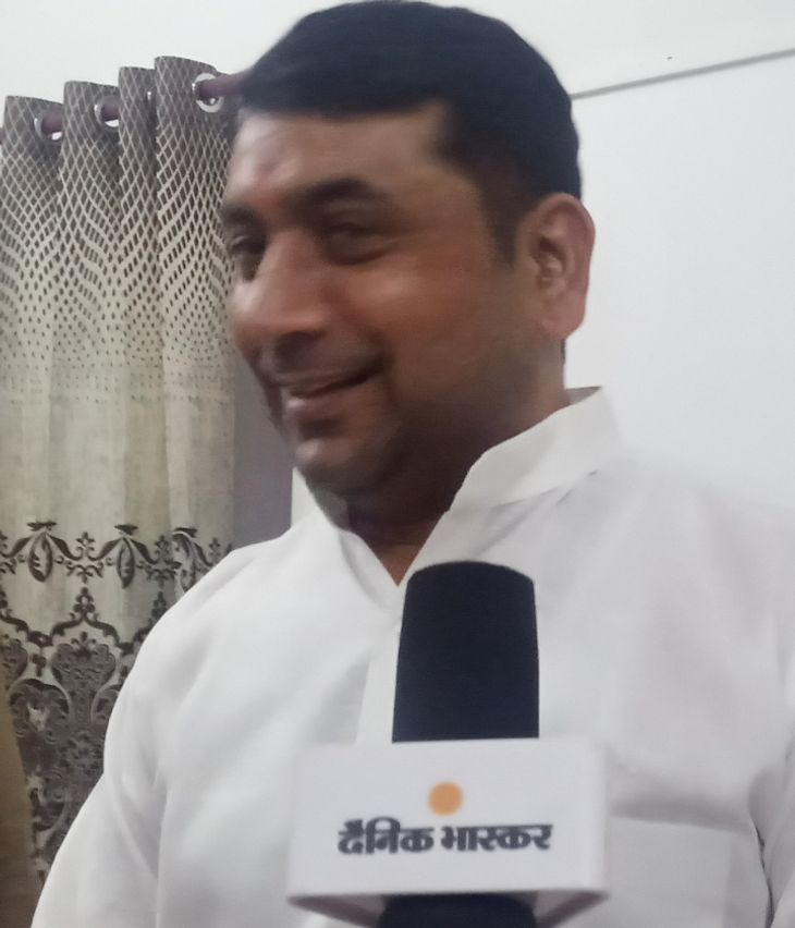 There is no power shortage in UP