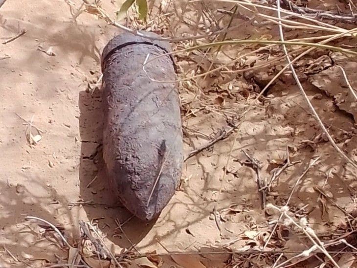 In Madhukam, the young man had kept the bomb hidden in the sand, was ...