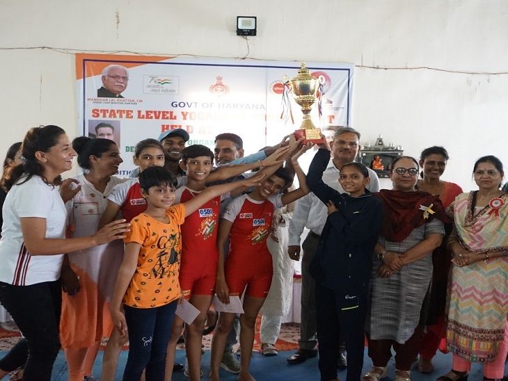 Rohtak girls winners in state level yogasana competition | स्टेट लेवल ...
