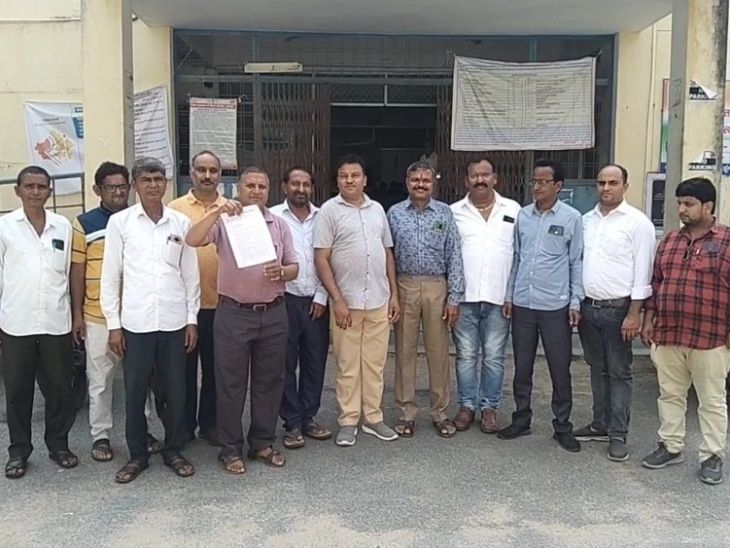 family of 7 ration dealers are waiting for compensation, ration dealers ...