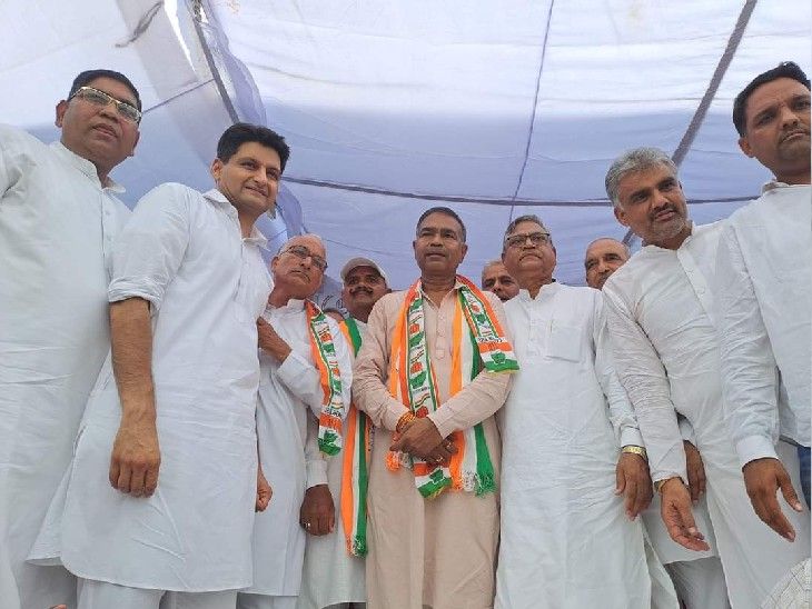Congress MP Deepender Hooda President Udaybhan Hisar Worker Meeting ...
