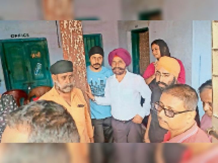 As soon as the dead body of 8 members of the Sikh family arrived ...