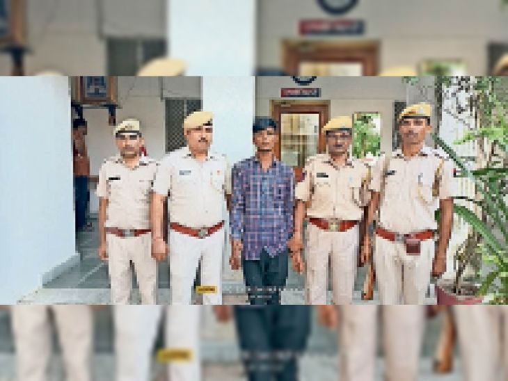 Was working in Surat, Daman, returned home, arrested | जेल से फरार ...