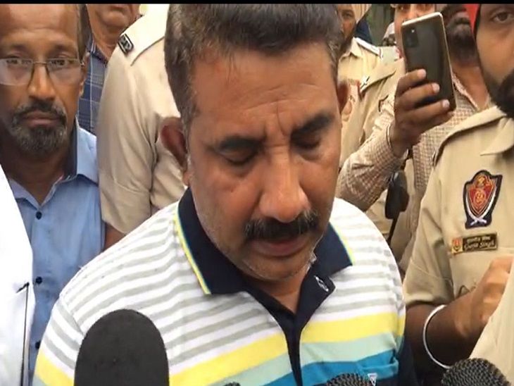 LPU Student who commit suicide his Father Visit Civil Hospital Phagwara ... LPU Student who commit suicide his Father Visit Civil Hospital Phagwara ...