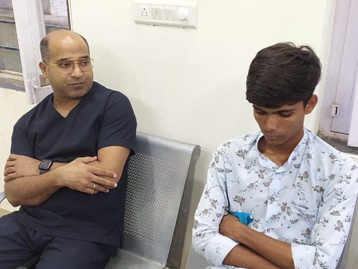 22 thousand rupees taken in lieu of making legal report of medical ...